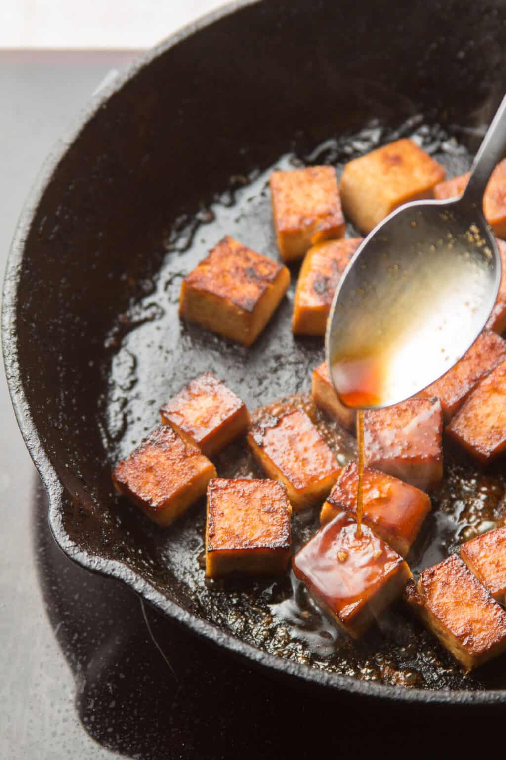 Sesame Ginger Marinated Tofu - Connoisseurus Veg