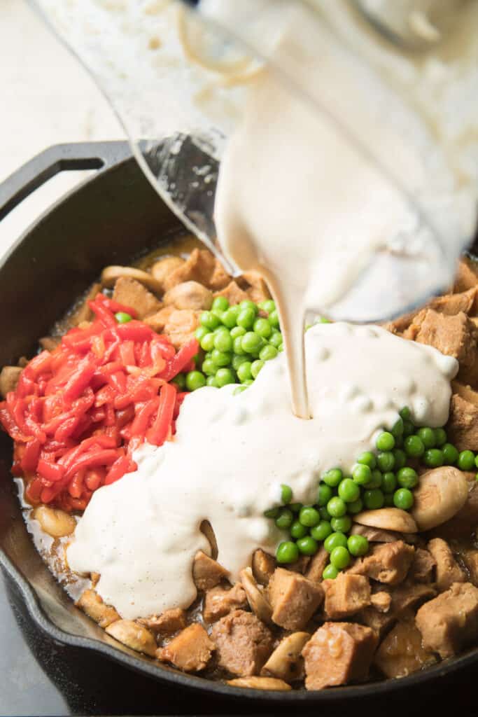 Vegan Chicken ala King - Connoisseurus Veg