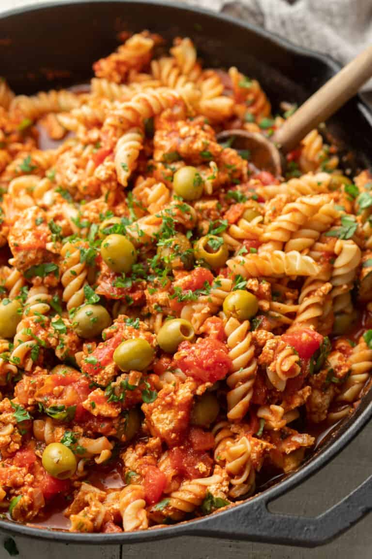 Spicy Tofu Pasta - Connoisseurus Veg