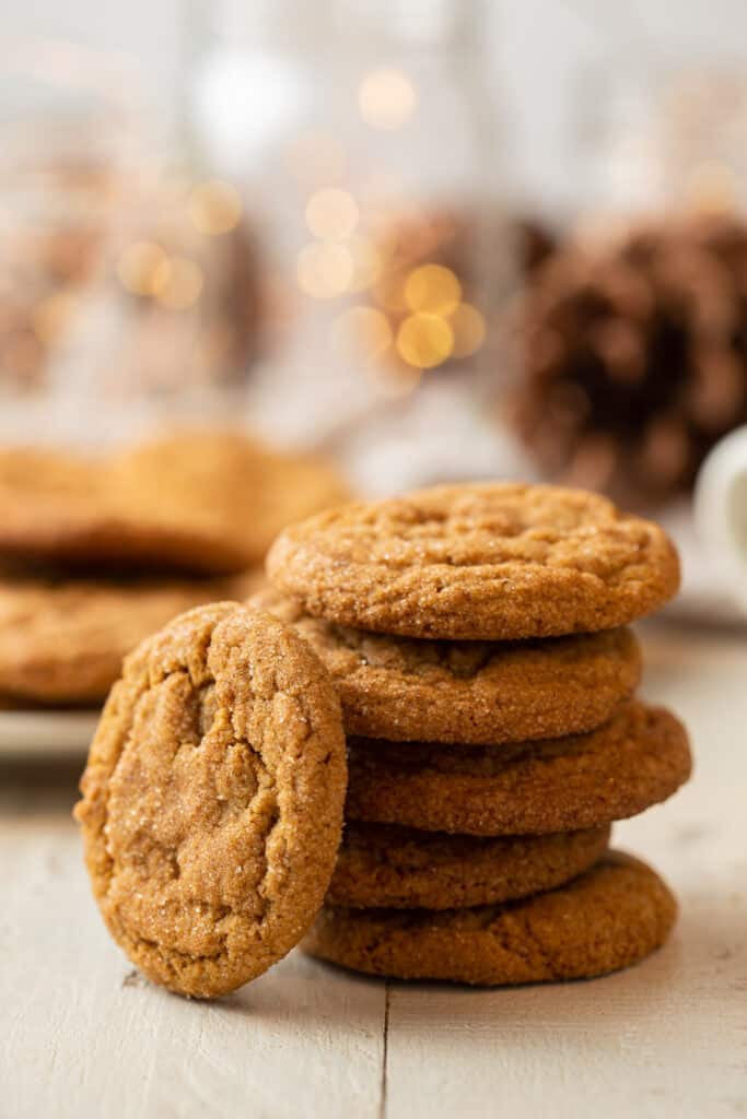Vegan Ginger Molasses Cookies - Connoisseurus Veg