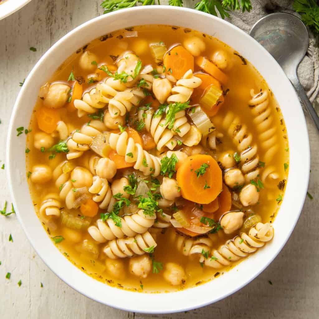 Yellow Split Pea Soup (Easy & Hearty!) - Connoisseurus Veg