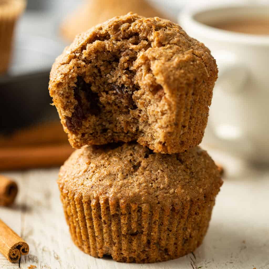 Vegan Applesauce Muffins - Connoisseurus Veg