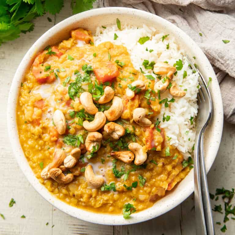 Slow Cooker Dal with Sweet Potatoes (Easy Recipe!) - Connoisseurus Veg