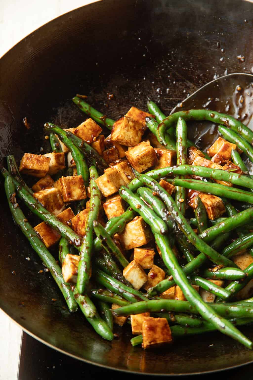 Sesame Garlic Stir-Fried Tofu & Green Beans - Connoisseurus Veg