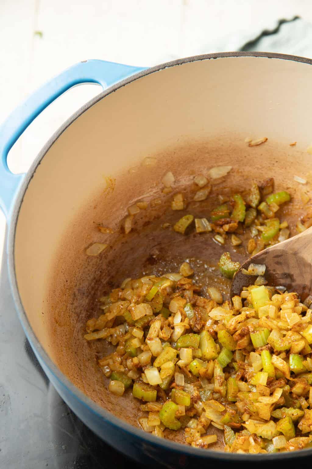 Moroccan Harira Soup (Easy Recipe!) - Connoisseurus Veg