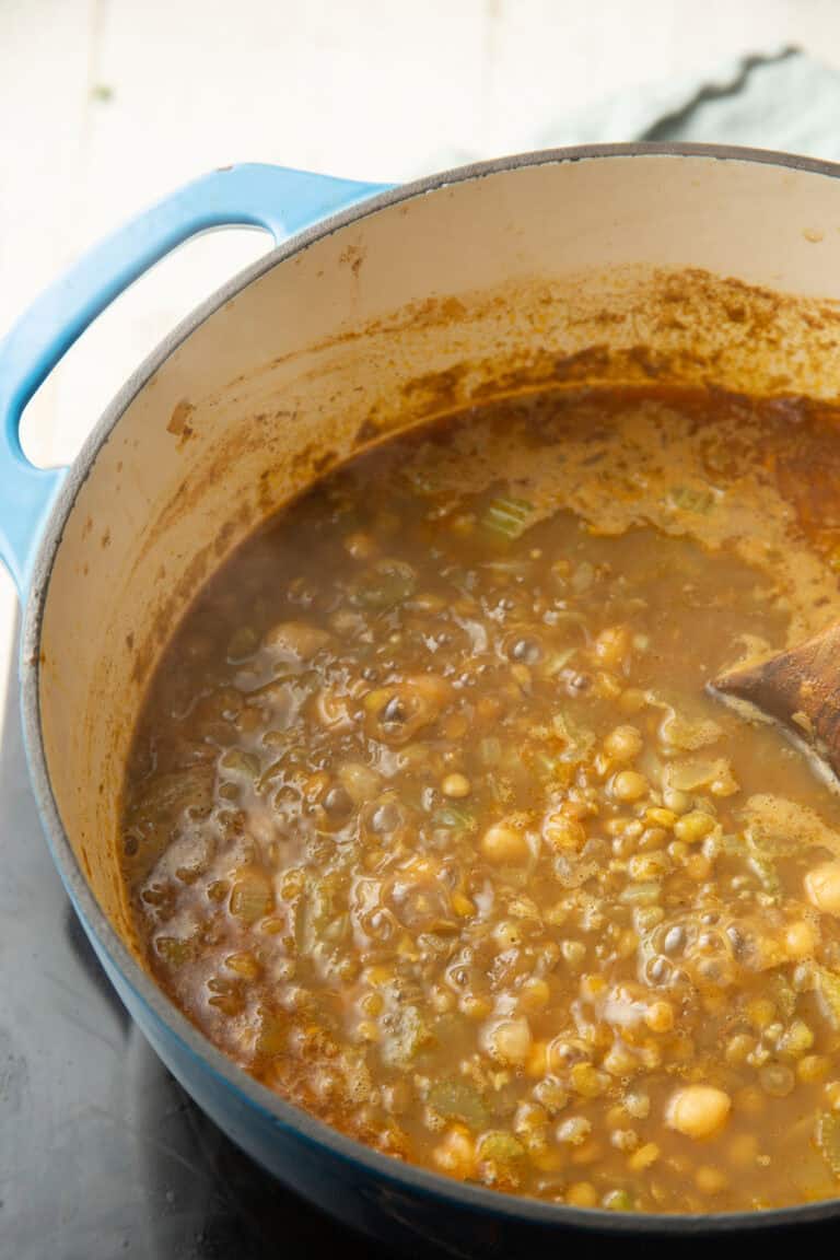 Moroccan Harira Soup (Easy Recipe!) - Connoisseurus Veg