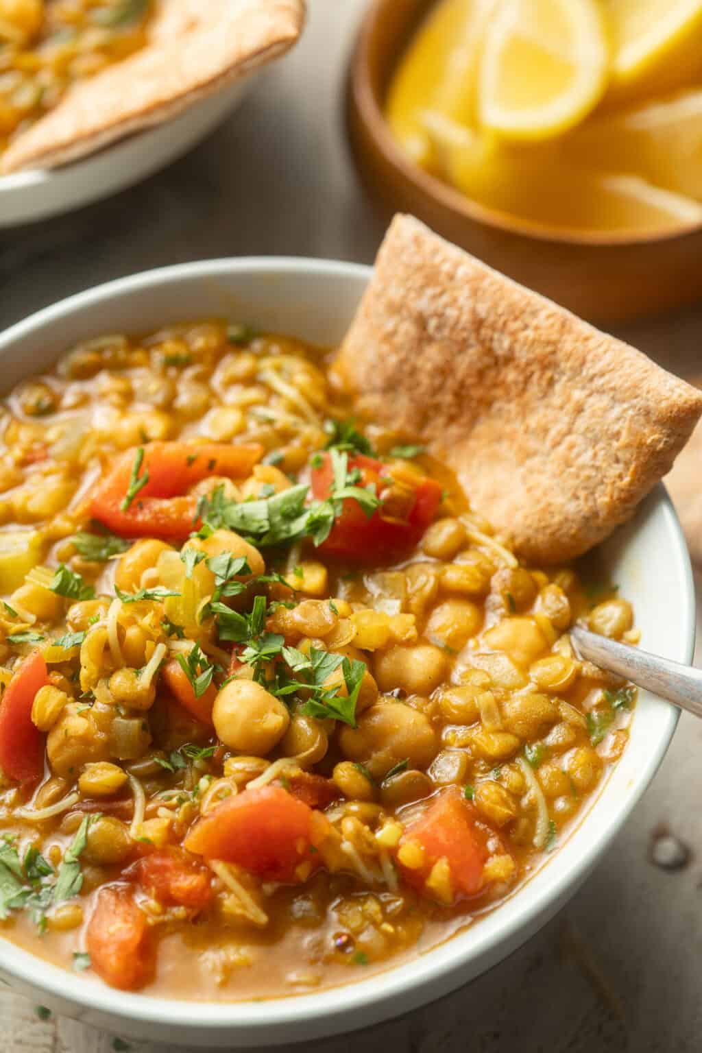 Moroccan Harira Soup (Easy Recipe!) - Connoisseurus Veg