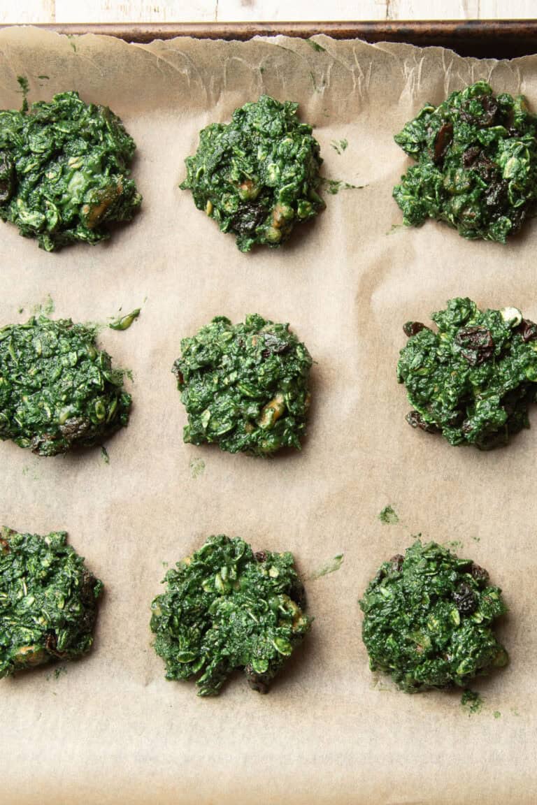 Superhero Spirulina Cookies - Connoisseurus Veg