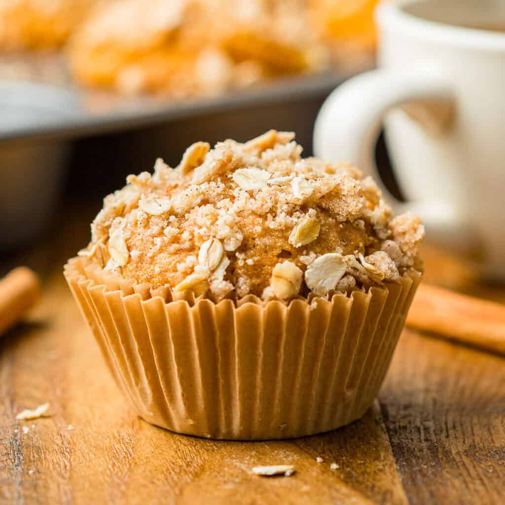 Easy Vegan Pumpkin Cake - Connoisseurus Veg