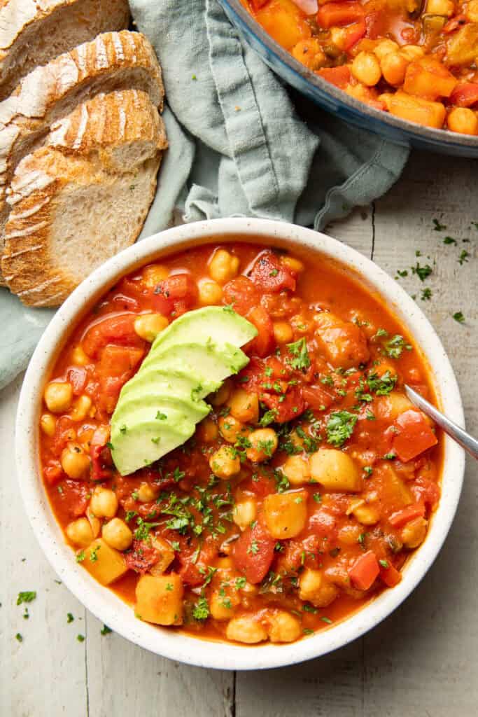 Smoky Chickpea Stew - Connoisseurus Veg