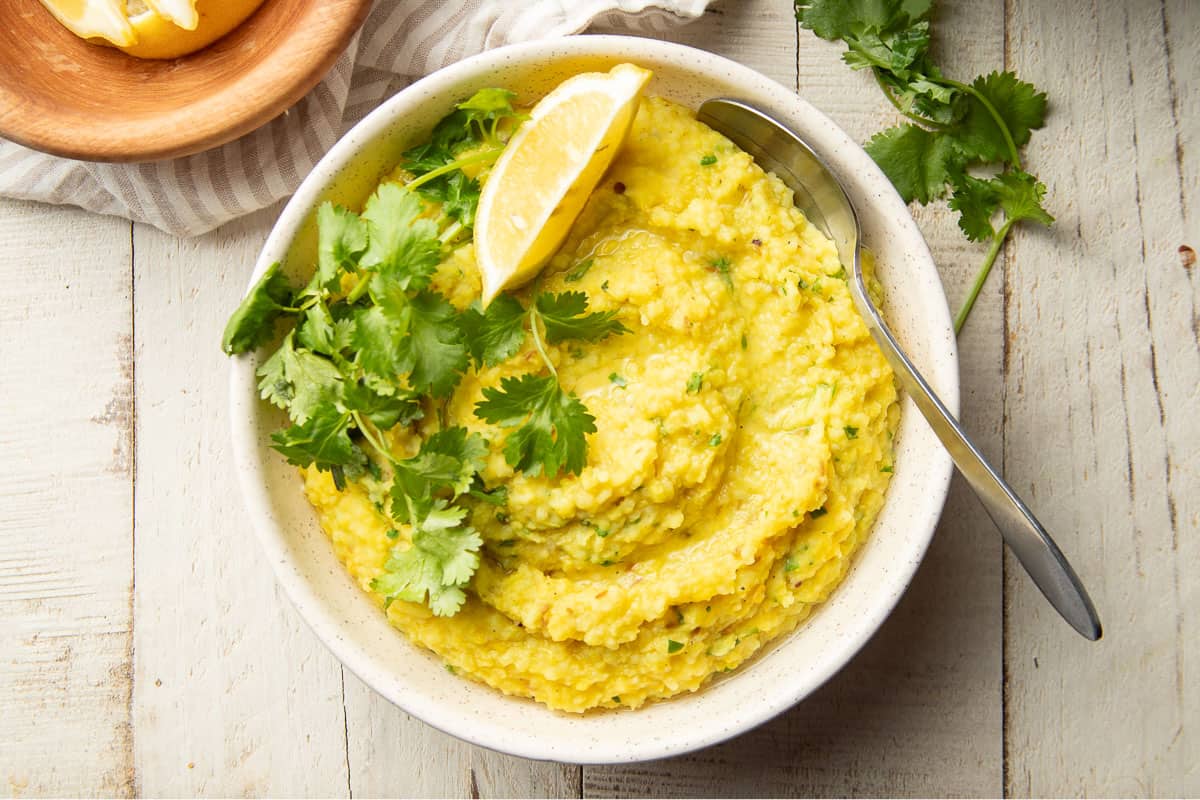 Easy Kitchari - Connoisseurus Veg