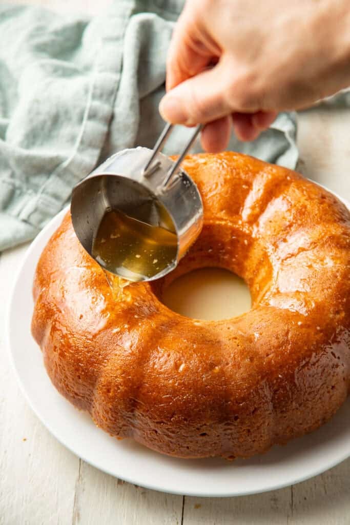Vegan Rum Cake - Connoisseurus Veg