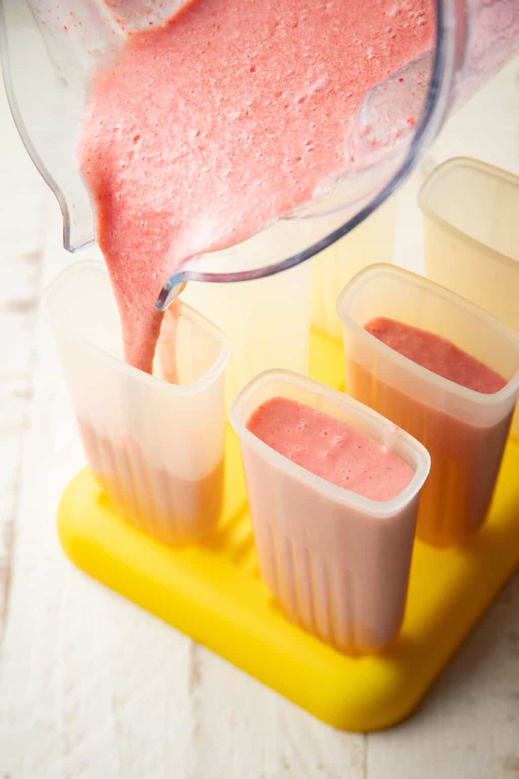Creamy Strawberry Popsicles (4 Ingredients & Vegan!) - Connoisseurus Veg
